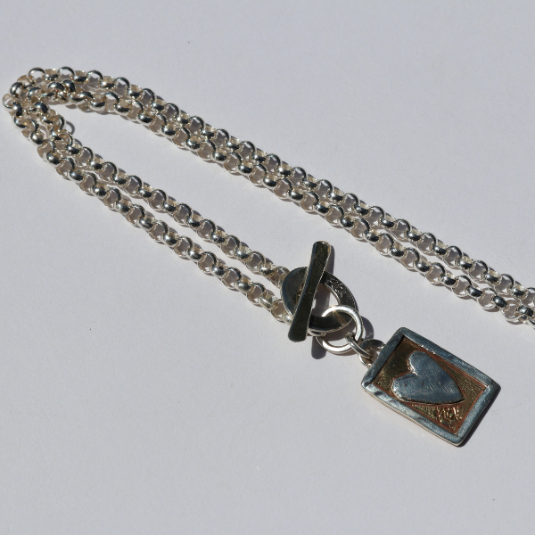 Postcard from the heart Chain – Flick Pope